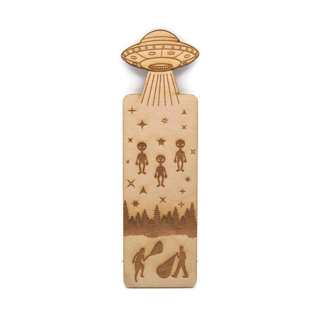 Alien UFO Laser Engraved Wooden Bookmark - the Truth is Out There ...