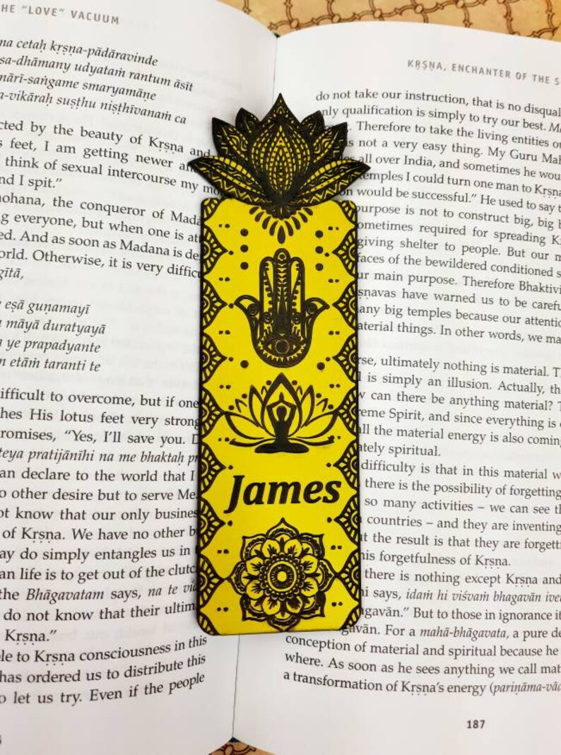 Ornate Yoga Lotus Buddhist Mandala Bookmark Personalised - Lots of ...