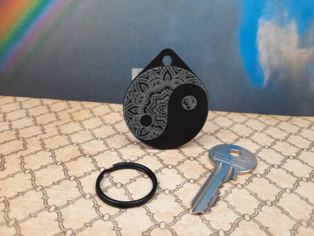 Yin Yang - Personalised Engraved Black Key-ring With Black Hoop - Etsy