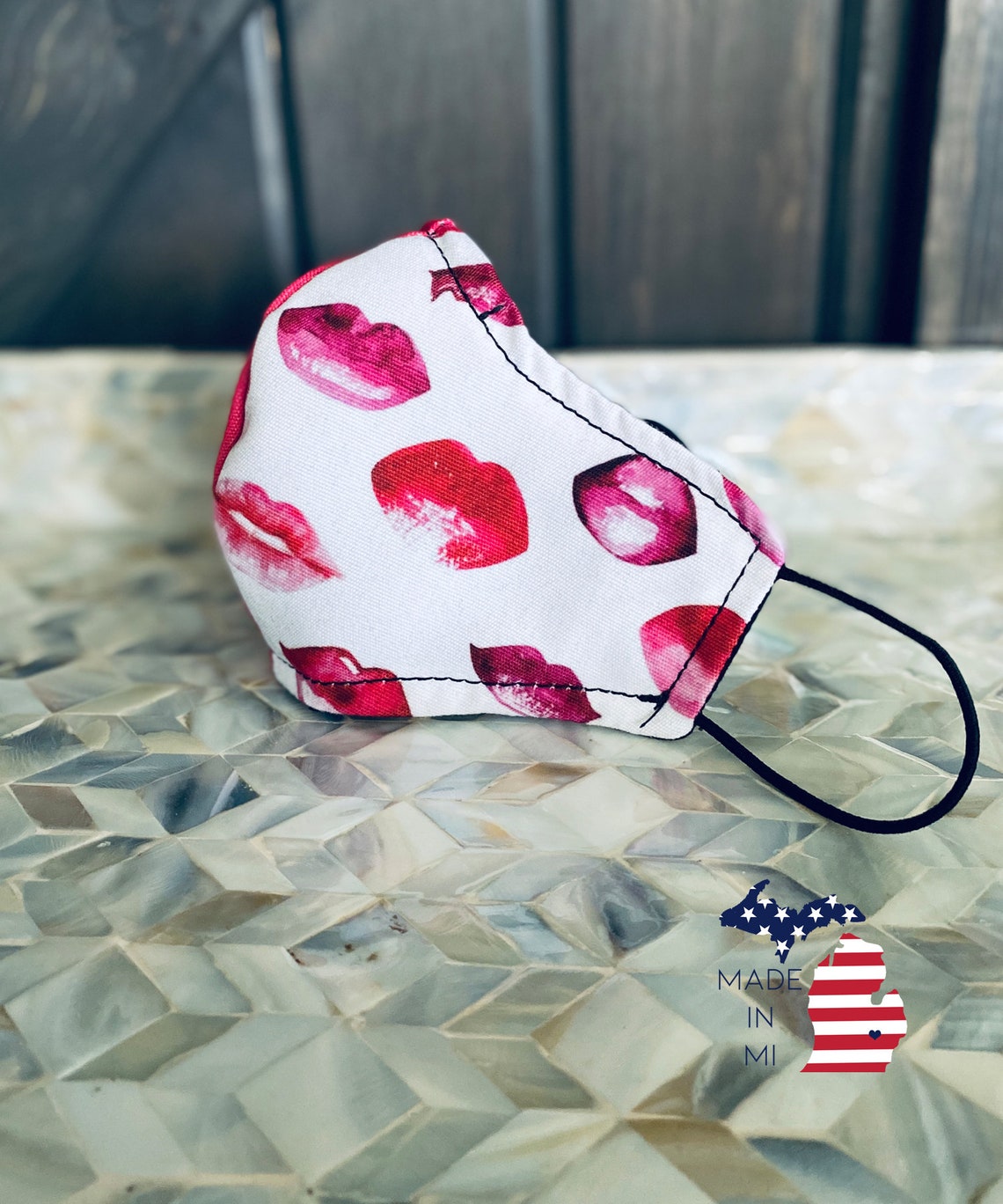 Lipstick Love Washable Face Mask With Nose Wire / Breathable Filter ...
