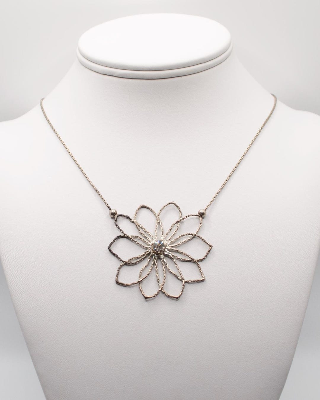 Open Work Flower Necklace - Etsy