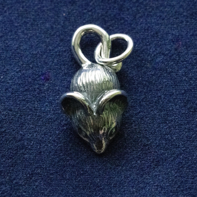 Silver Mouse - Etsy