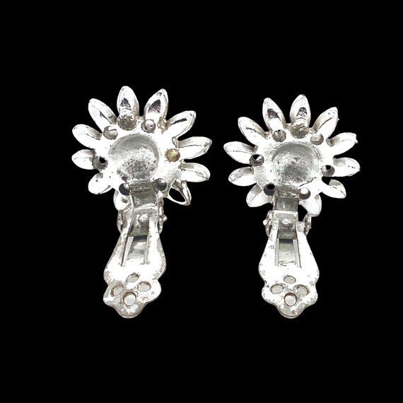 Vintage Lisner Sapphire Blue Flower Silver Tone Rhine… - Gem