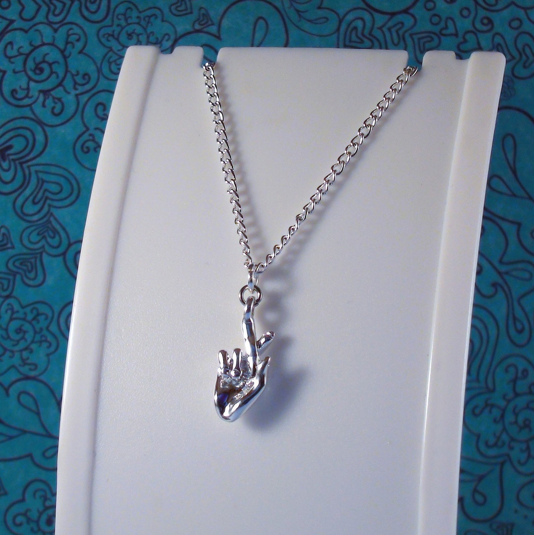 Fingers Cross Necklace, Good Luck Hand Sign Necklace, Crossed Fingers ...