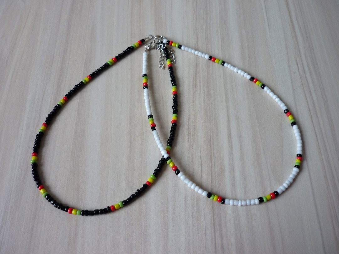 Collier ras de cou rasta noir, collier de perles rasta blanches ...