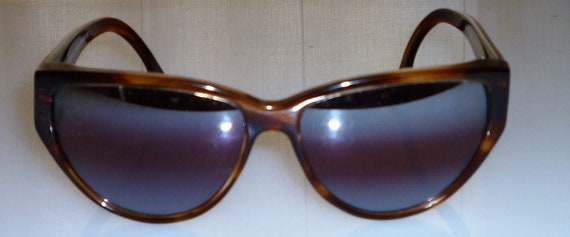 Bucci Sunglasses 4010 5117 Large Framed Fashion Cat … Gem
