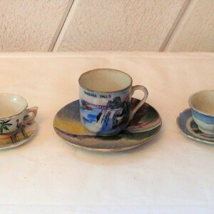 Ceramic Tiny Tea Cups and Saucers, Souvenir of Florida and Niagara ...