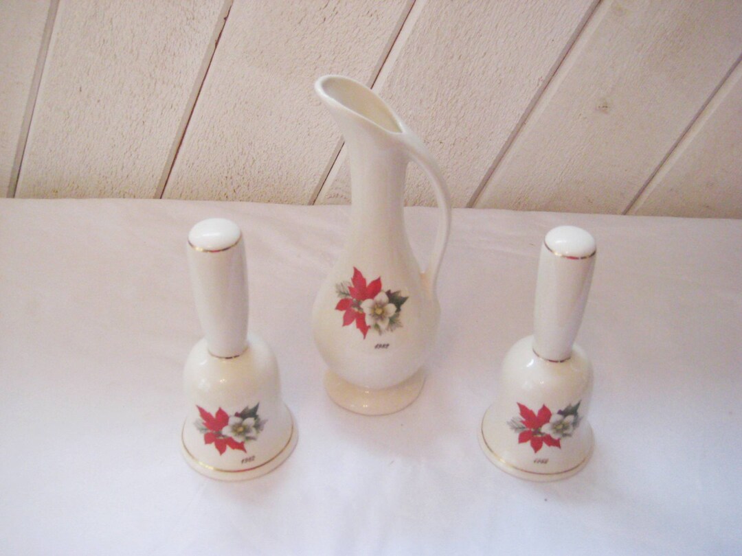 Christmas Bud Vase, Set of Christmas Bells, Vintage Christmas Decor ...
