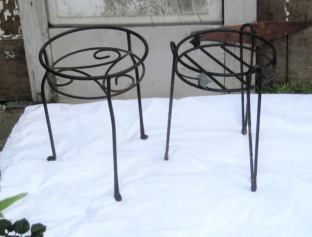 Vintage Short Metal Plant Stands, Hair Pin Curved Legs, Heavy Black ...