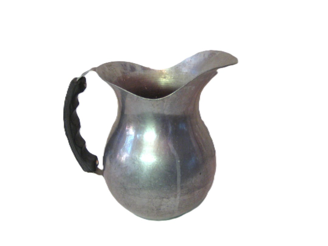 Vintage Aluminum Pitcher, Wear Ever Made in USA, Silver Metal 2 Quart ...