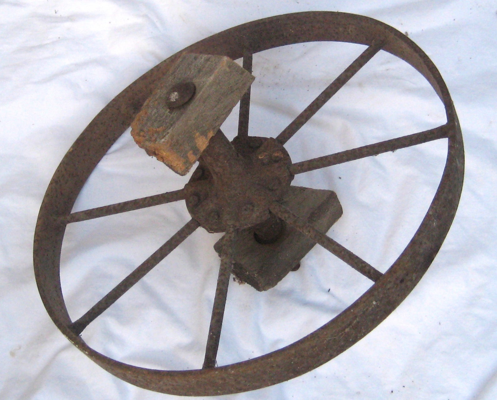 Antique Cast Iron Wheel, Heavy Metal Tractor Wagon Wheel, Outdoor ...