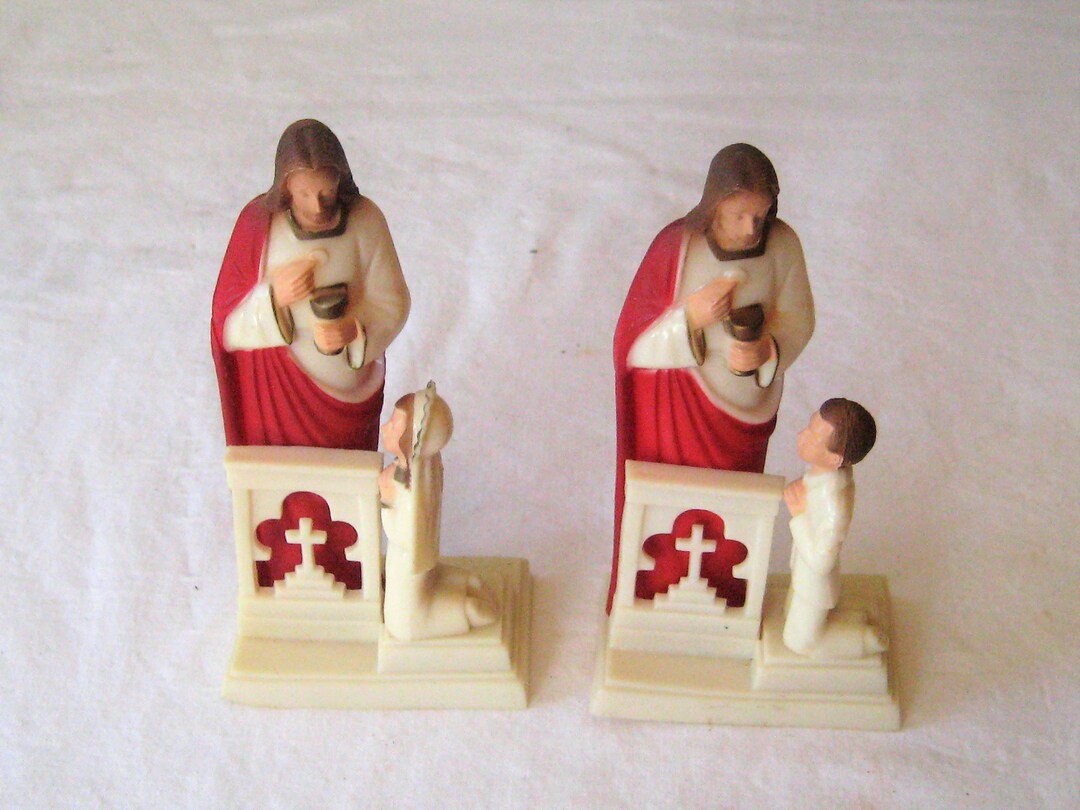 Holy Communion Statues, Jesus Christ, Boy Girl Kneeling to Get First ...