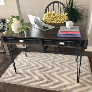 Dottie Office Desk//industrial Pallet Style Desk//mid Century Modern ...