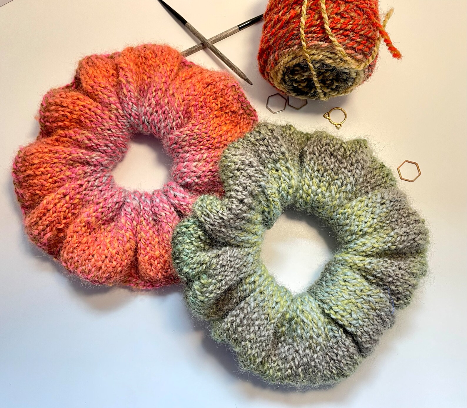 The Scrappy Scrunching Knitting Pattern for Beginners Pattern ONLY - Etsy