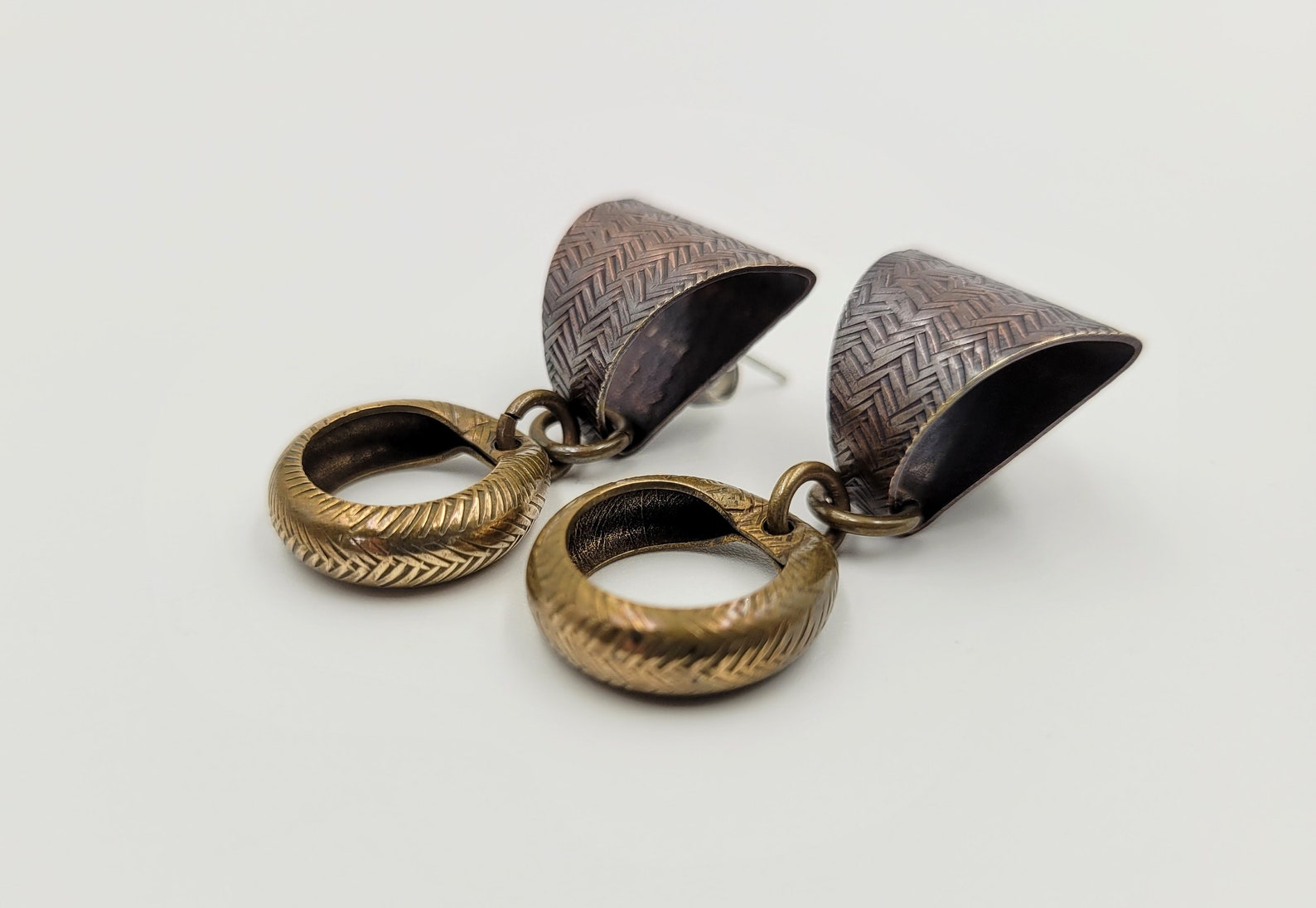 Vintage Marjorie Baer Mixed Metal Textured Triangle & Ring - Etsy