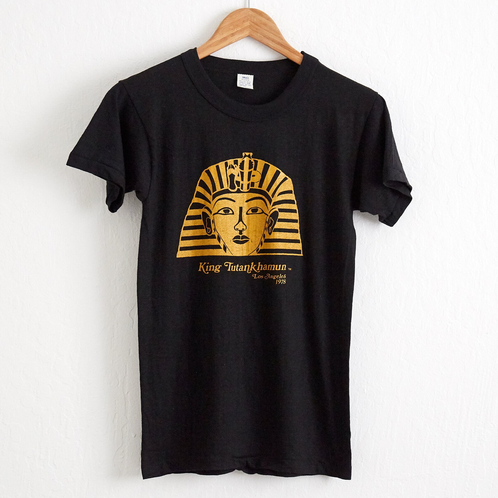 VTG Rare 1978 King Tut Los Angeles T Shirt Sz. S Small Deadstock Black King Tutankhamun Official ...
