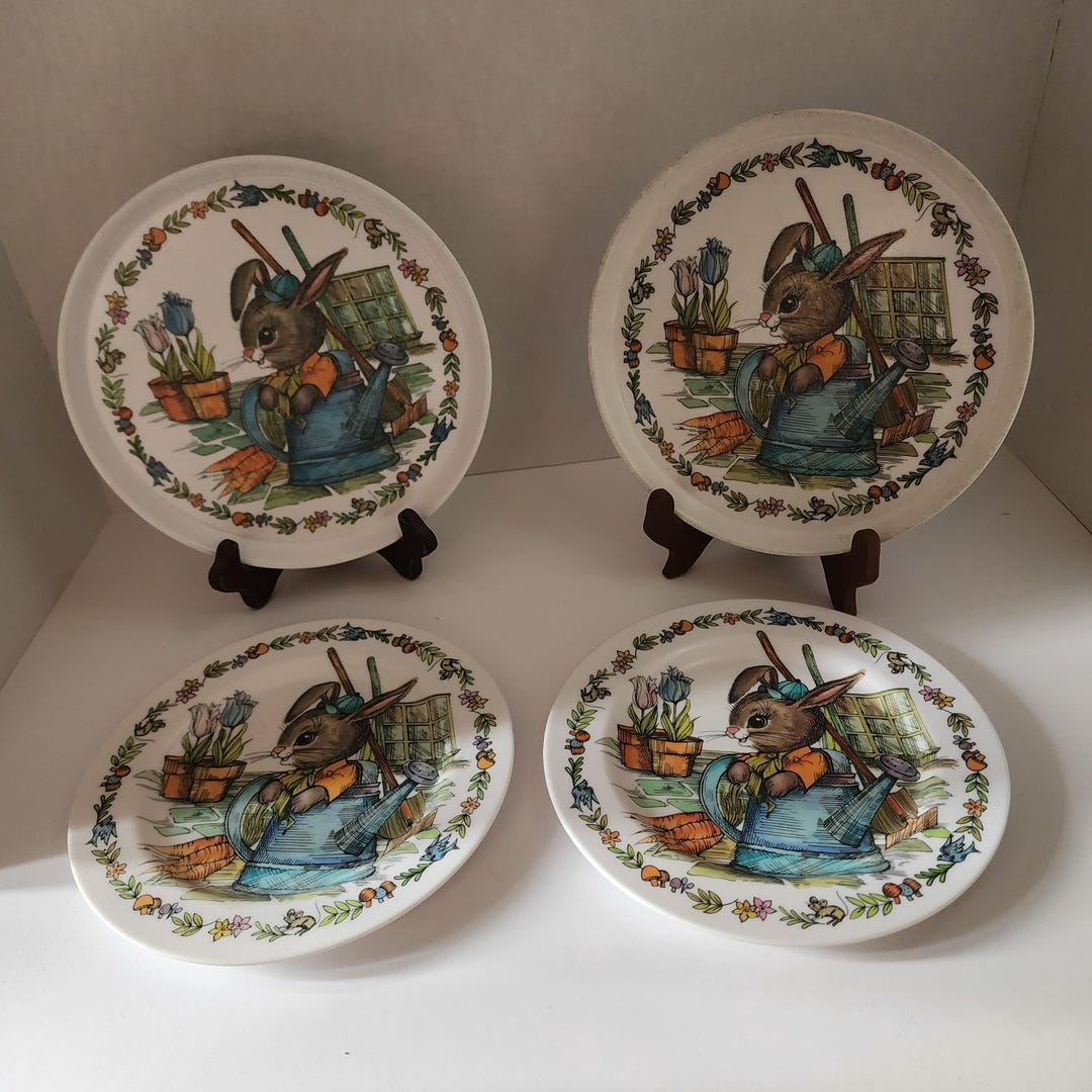 Set of 4 Vintage 1970s Peter Rabbit Plates Children's Oneida Deluxe ...