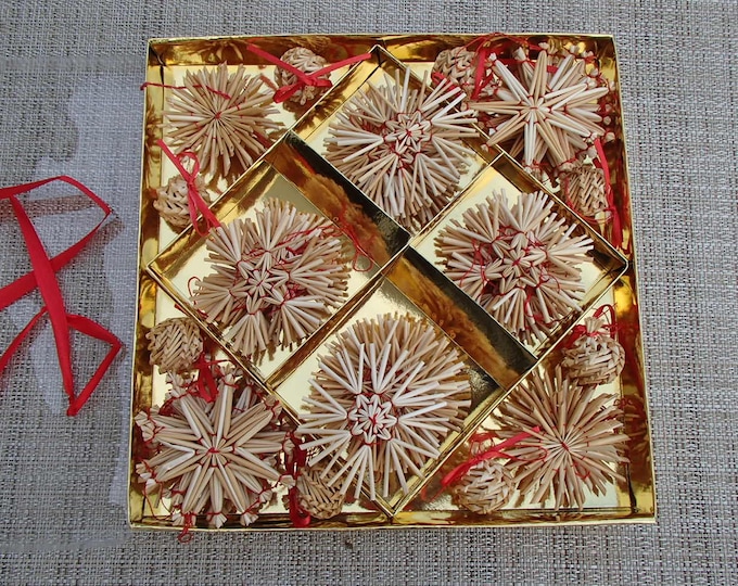 Scandinavian Straw Ornaments Box of 56 H1-544 - Etsy