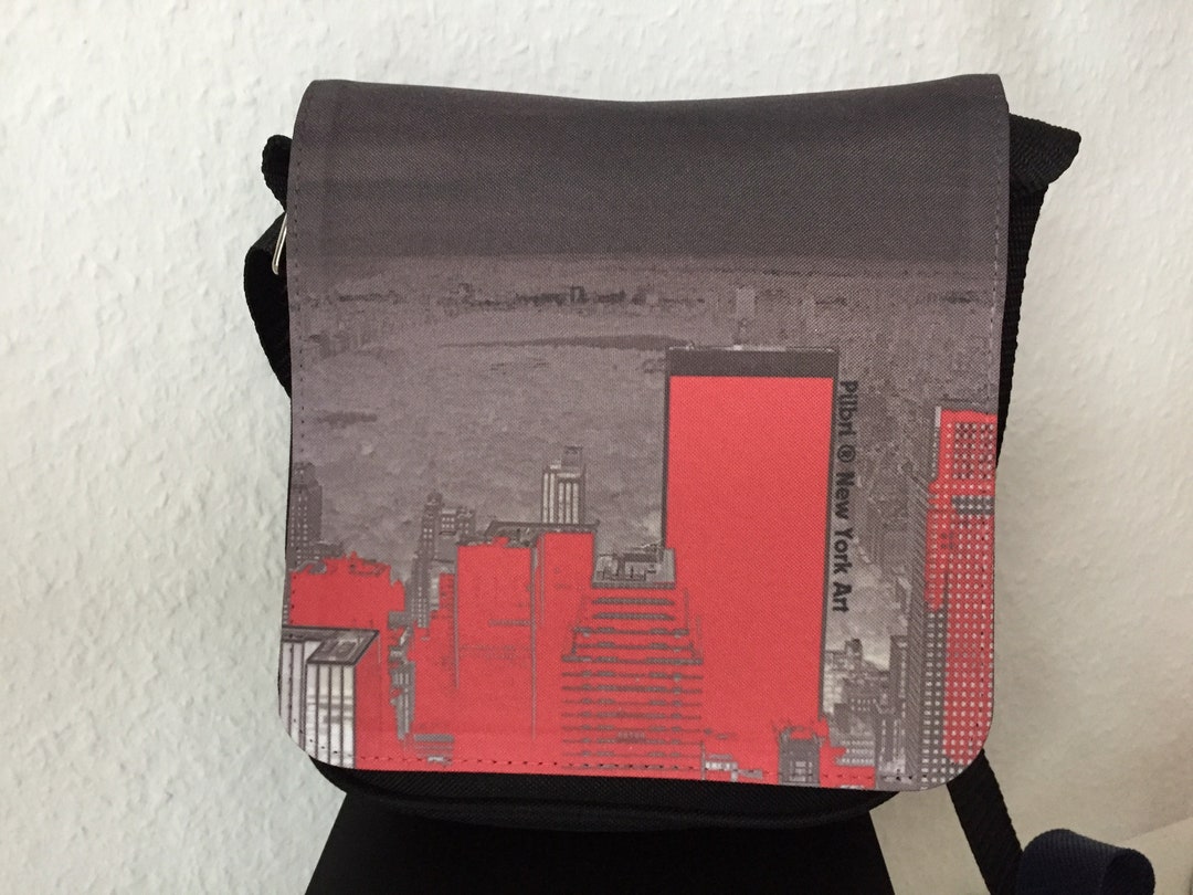 New York Art Handbag, Museum Size, Pilbri New York Art Print, Wearable ...