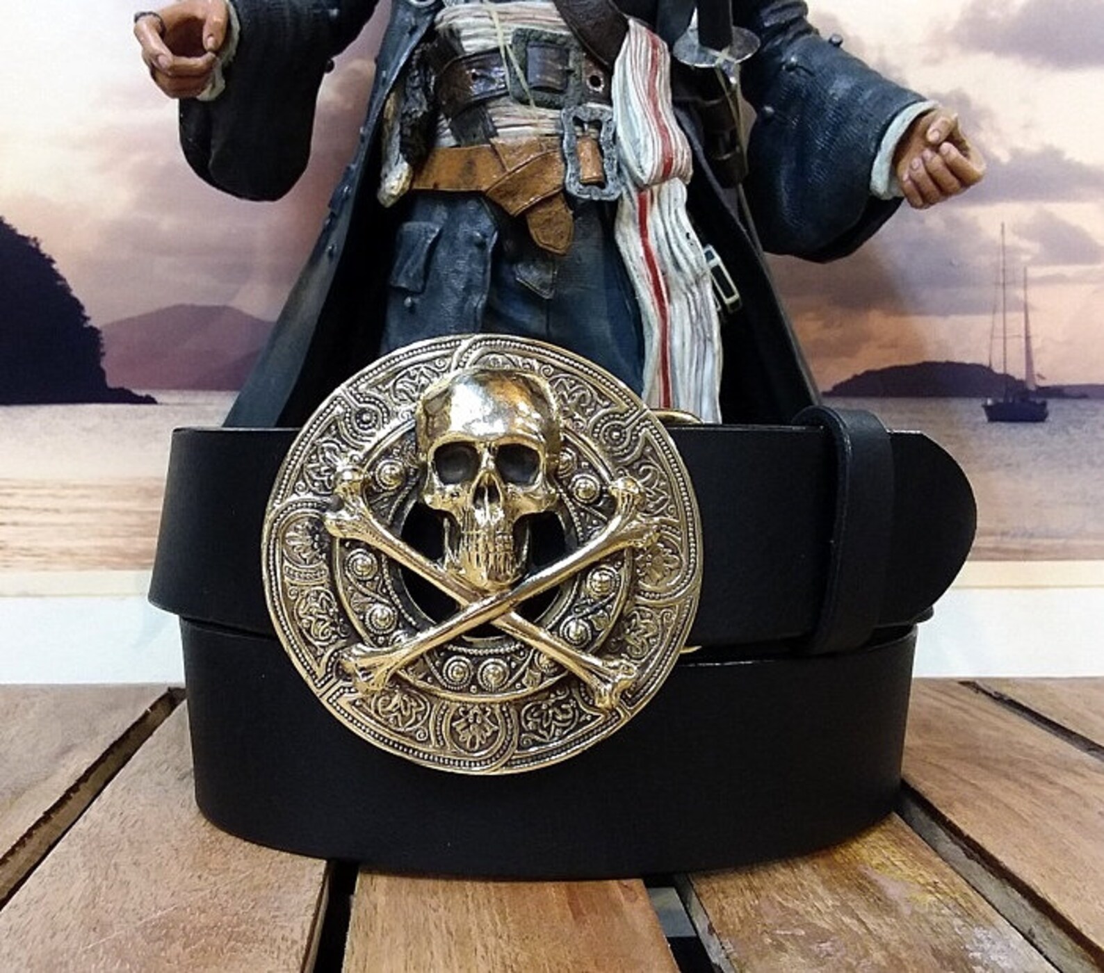 Skull and Crossbones Leather Belt | Etsy