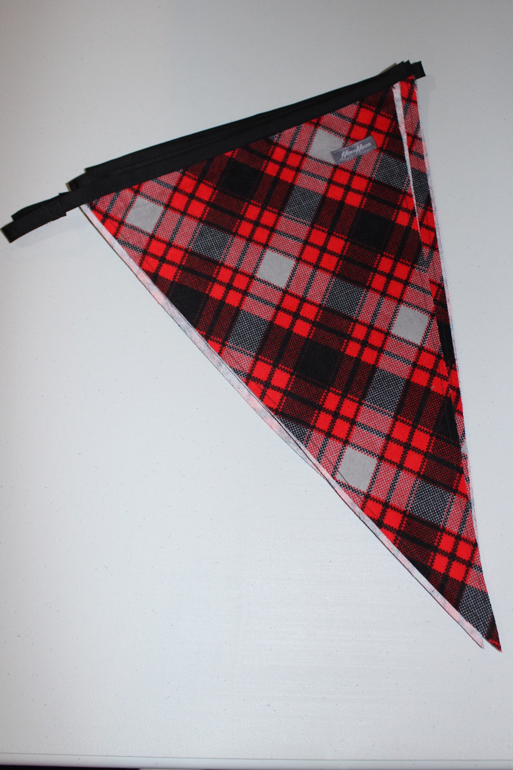 Red Plaid Triangle Flag Bunting--xl Flag Size - Etsy