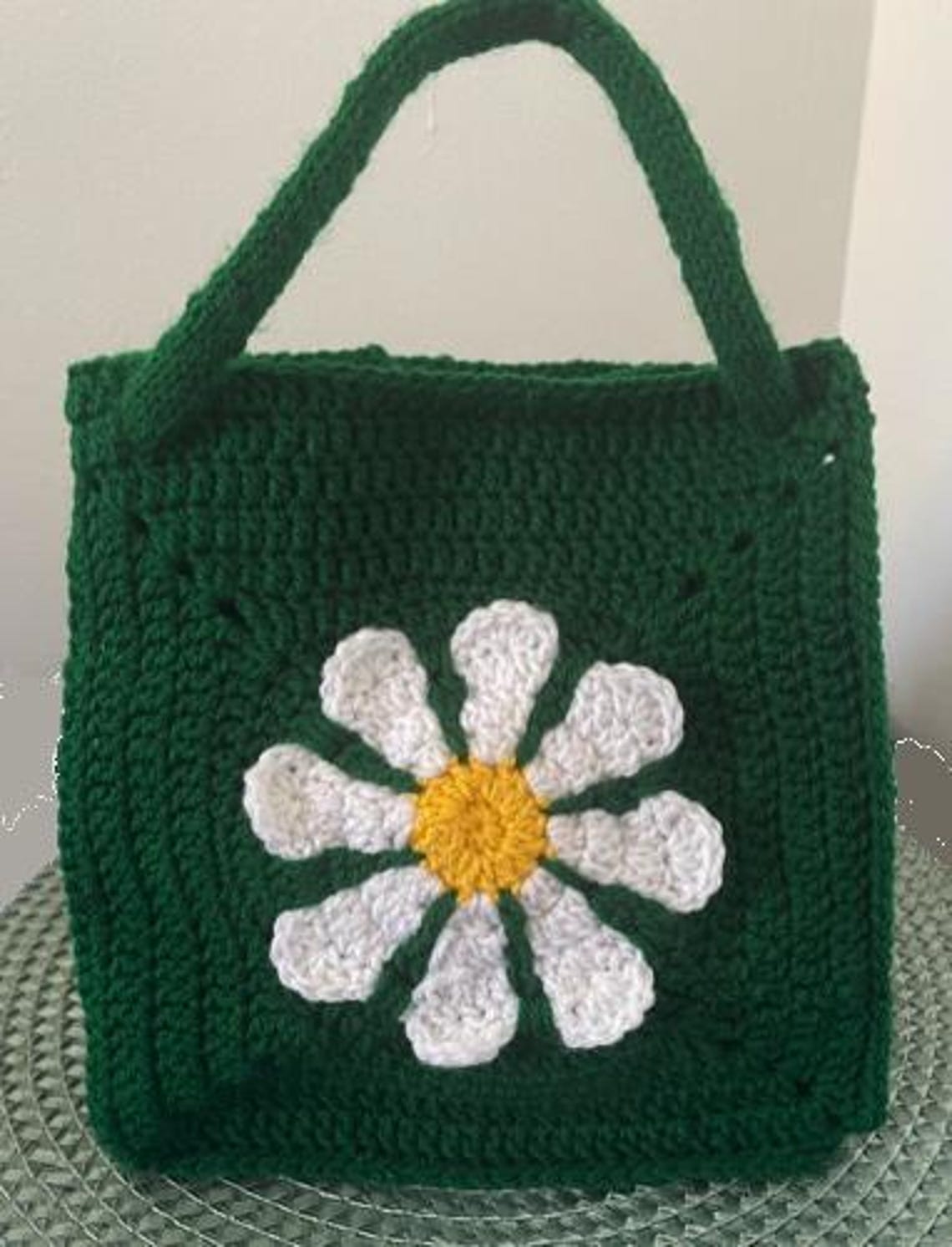 Daisy Flower Granny Square Crocheted Bag for You to Make and Keep PDF ...