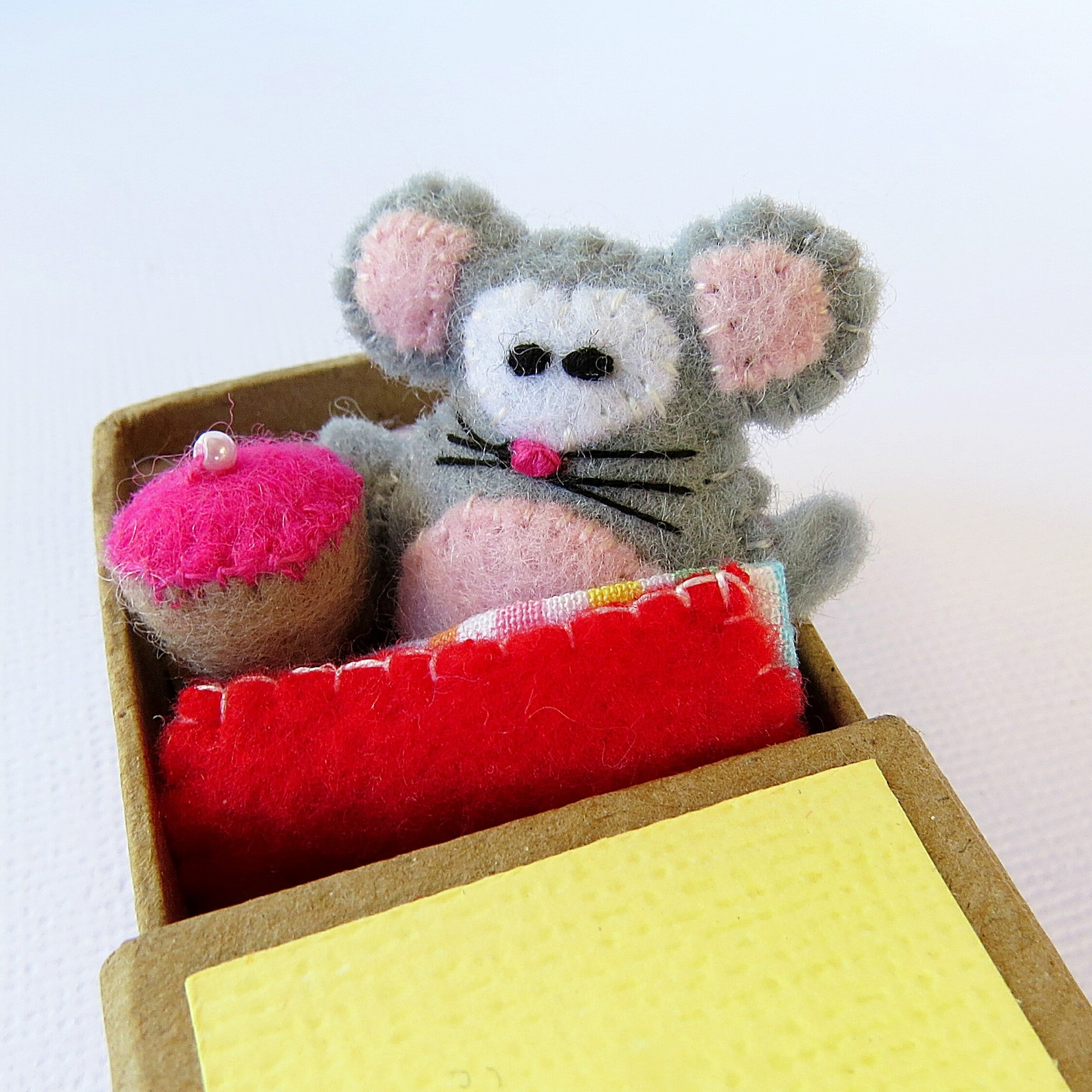 DIGITAL SEWING PATTERN: Matchbox Animal Bed - Felt Mouse, Rabbit and ...