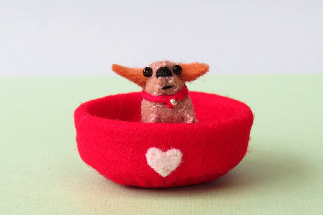 Miniature Felt Dog, Tiny Wool Felt Animal Bed, Dollhouse Play Set, Gift ...