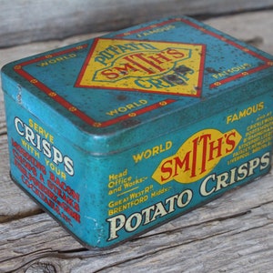 Smiths World Famous Potato Crisps Chip Tin London UK Antique Turquoise ...