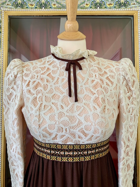 Vintage Lorrie Deb 1970's Rare Victorian Cream Lace D… - Gem
