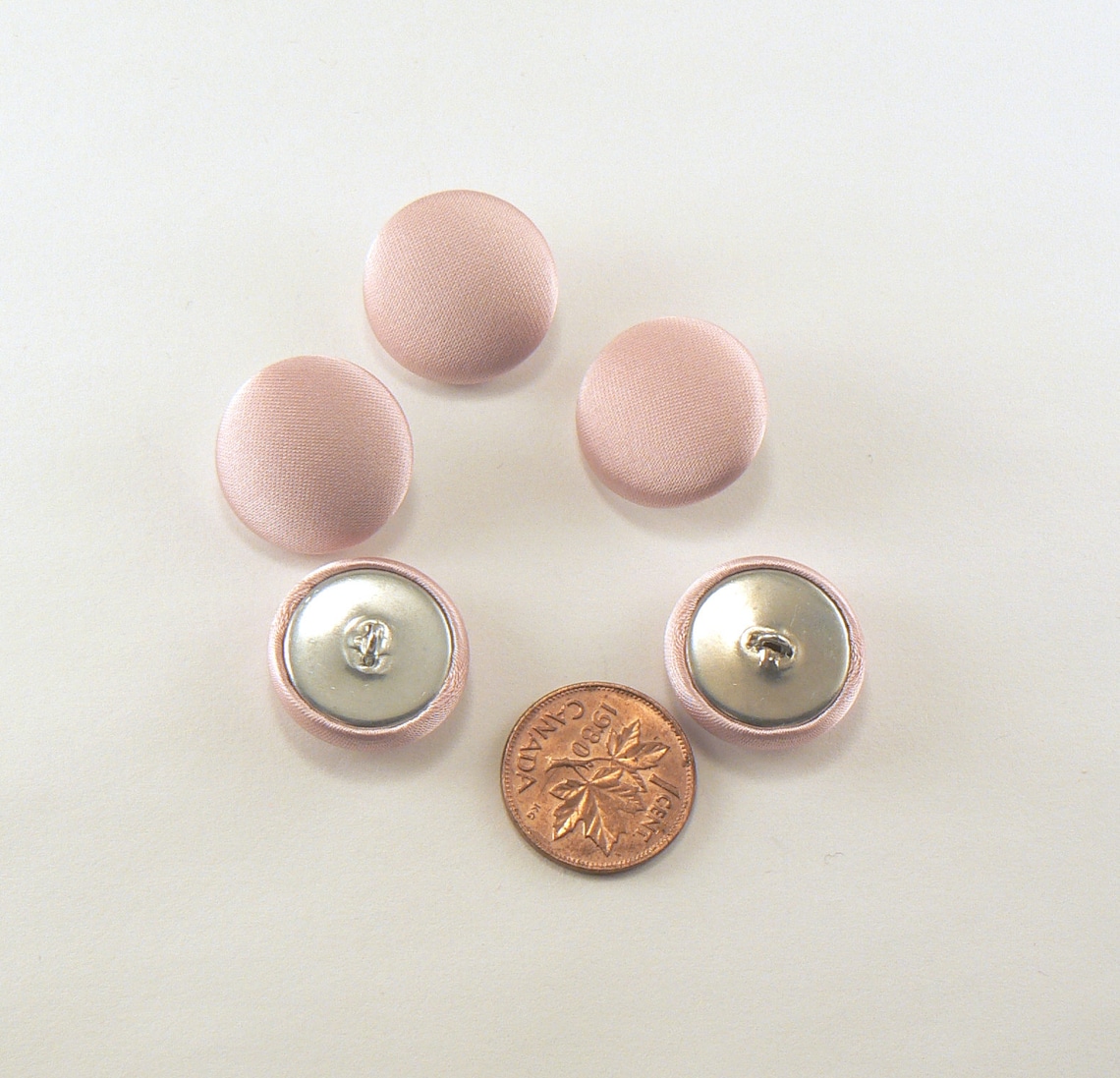 3/4 Pale Pink Satin Fabric Covered Shank Buttons 19 mm | Etsy