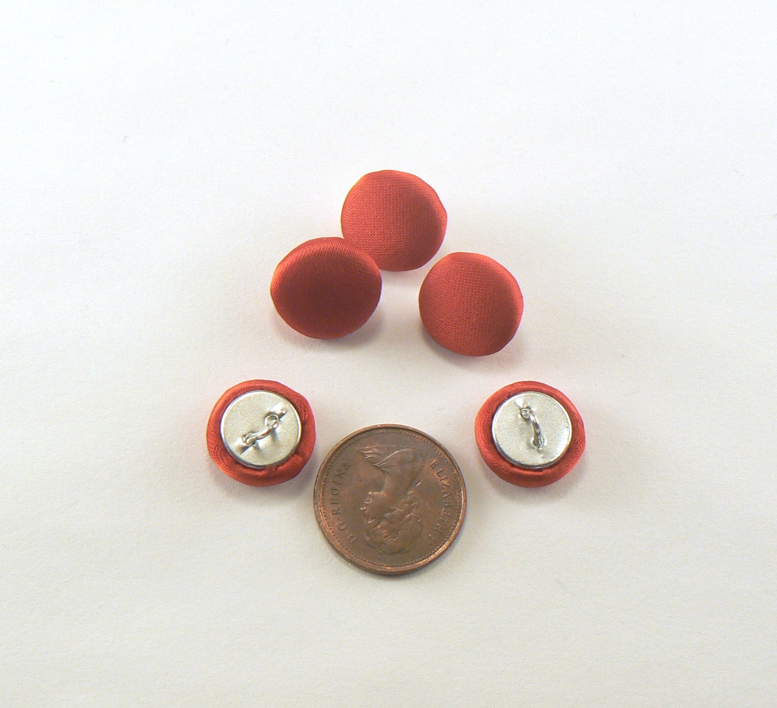 1/2 Red Satin Fabric Covered Shank Buttons 13 Mm Red | Etsy