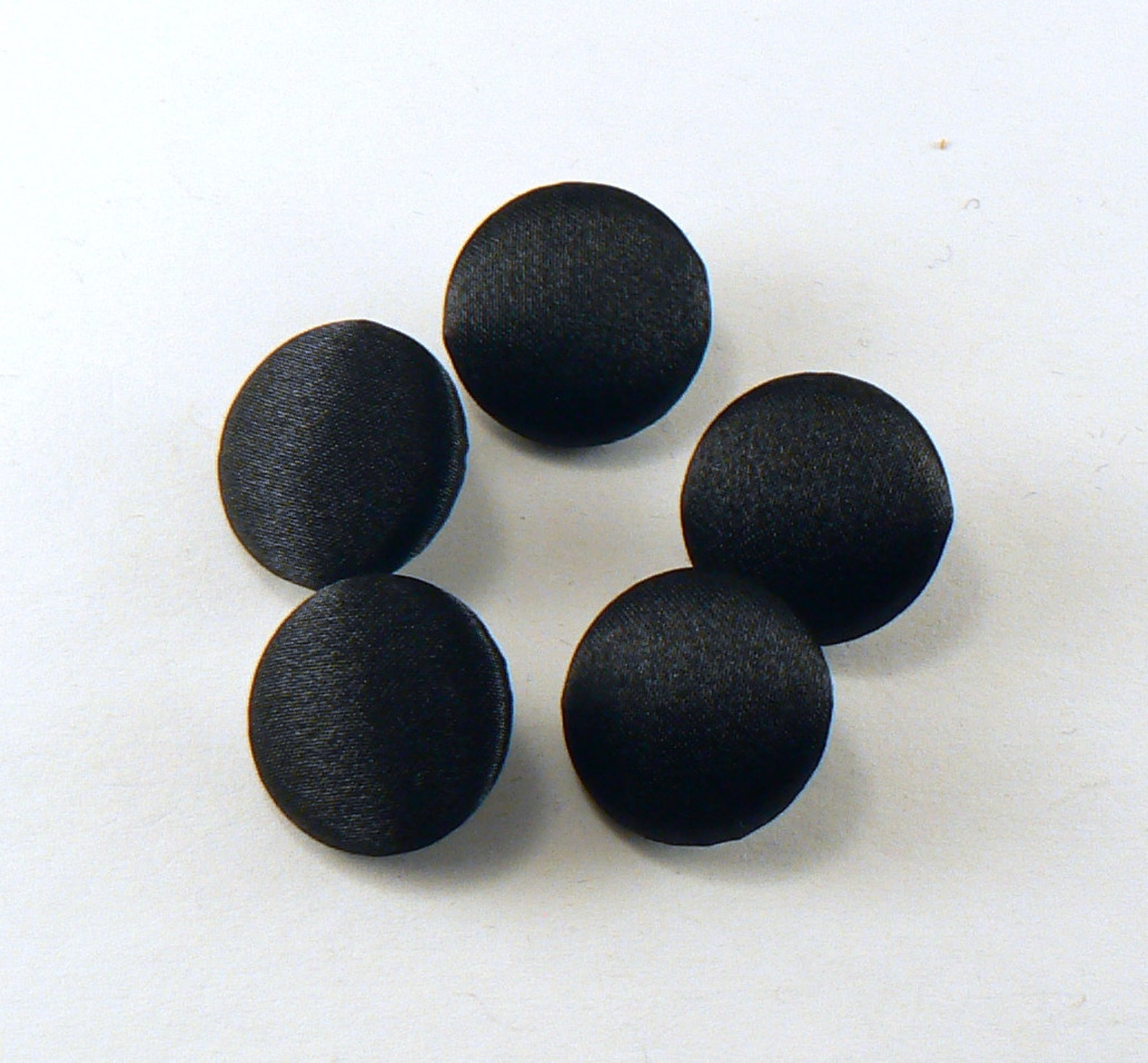 3/4 Black Satin Fabric Covered Shank Buttons - Etsy