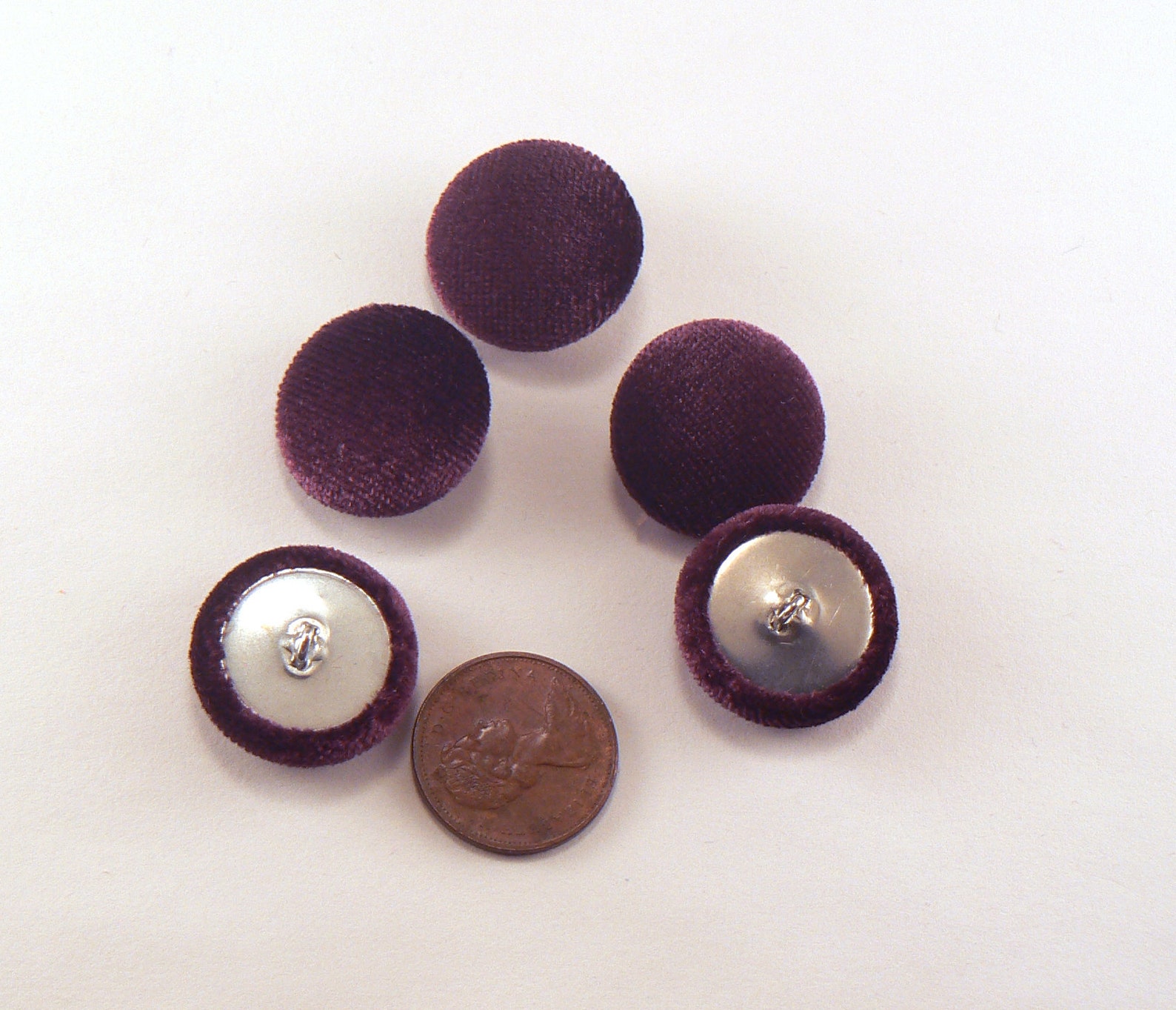 3/4 Plum Purple Velvet Fabric Covered Shank Buttons 19 | Etsy