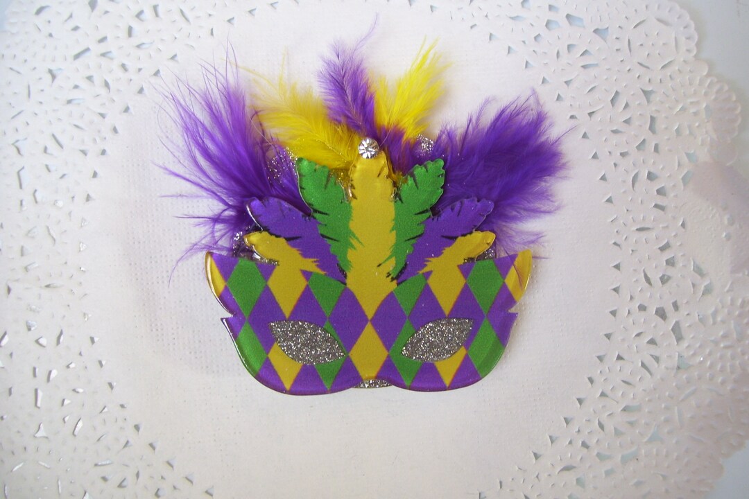 Mardi Gras Magnet - Repurposed Jewelry - Masquerade Magnet - Mardi Gras ...