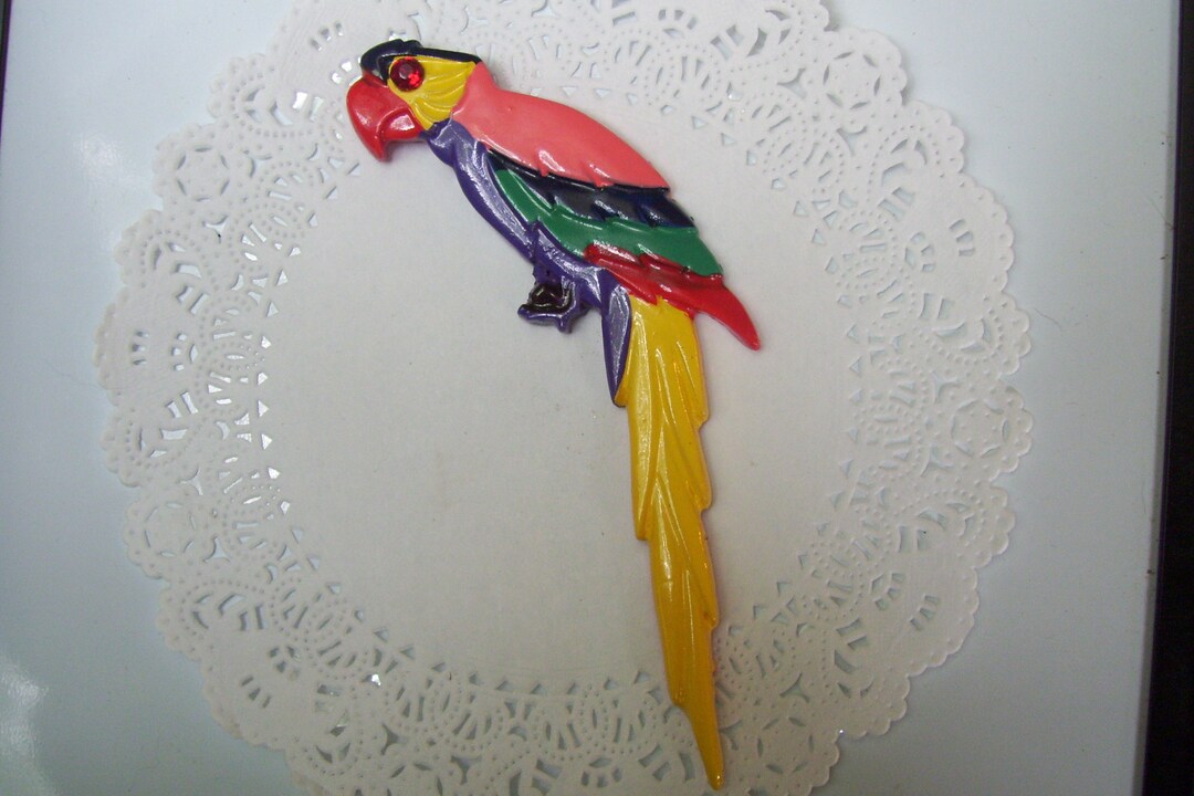 Parrot Magnet - Bird Magnet - Repurposed Jewelry - Kitchen Decor ...