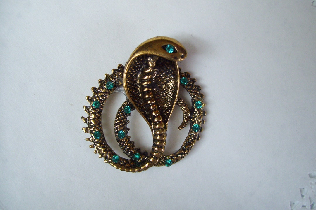 Cobra Magnet - Snake Magnet - Repurposed Jewelry - Jeweled Magnet ...