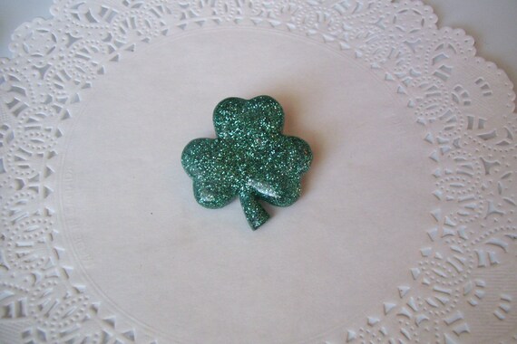 Shamrock pin - Hallmark Shamrock pin - clover pin - S… - Gem