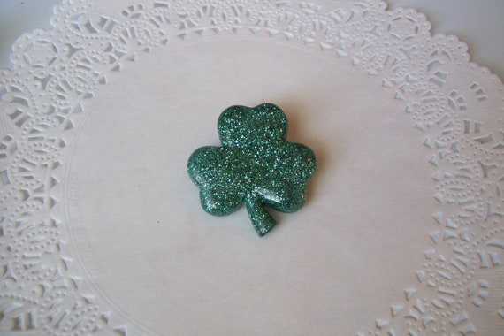 Shamrock pin - Hallmark Shamrock pin - clover pin - S… - Gem