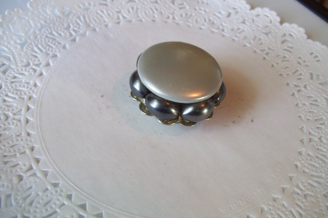 Jeweled Magnet - Repurposed Jewelry - Blue Magnet - Beaded Magnet ...