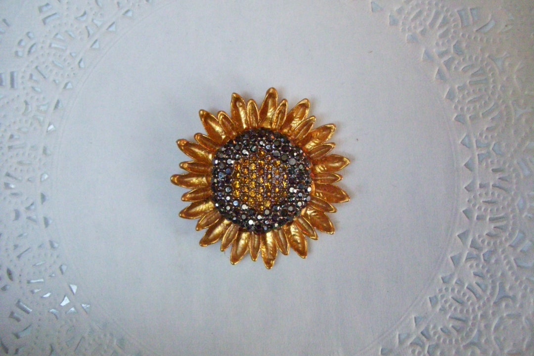 Sunflower Magnet - Flower Magnet - Repurposed Jewelry - Jeweled Magnet ...