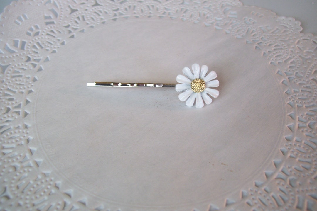 Daisy Hair Pin - Flower Hair Pin - Repurposed Jewelry - Jeweled Hair ...