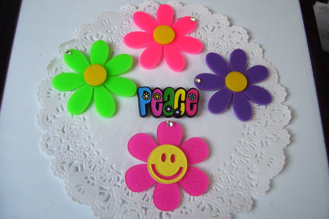 Peace Magnets - Flower Power Magnets - Set of Five Magnets - Smiley ...