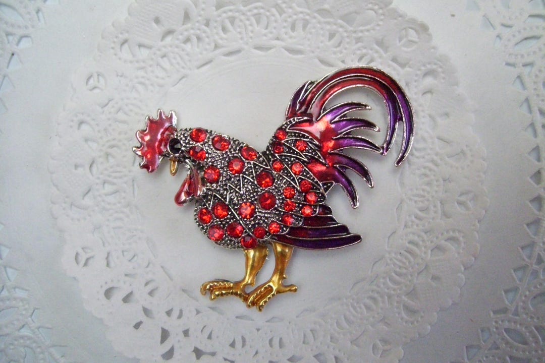 Chicken Magnet - Repurposed Jewelry - Rooster Magnet - Kitchen Decor ...