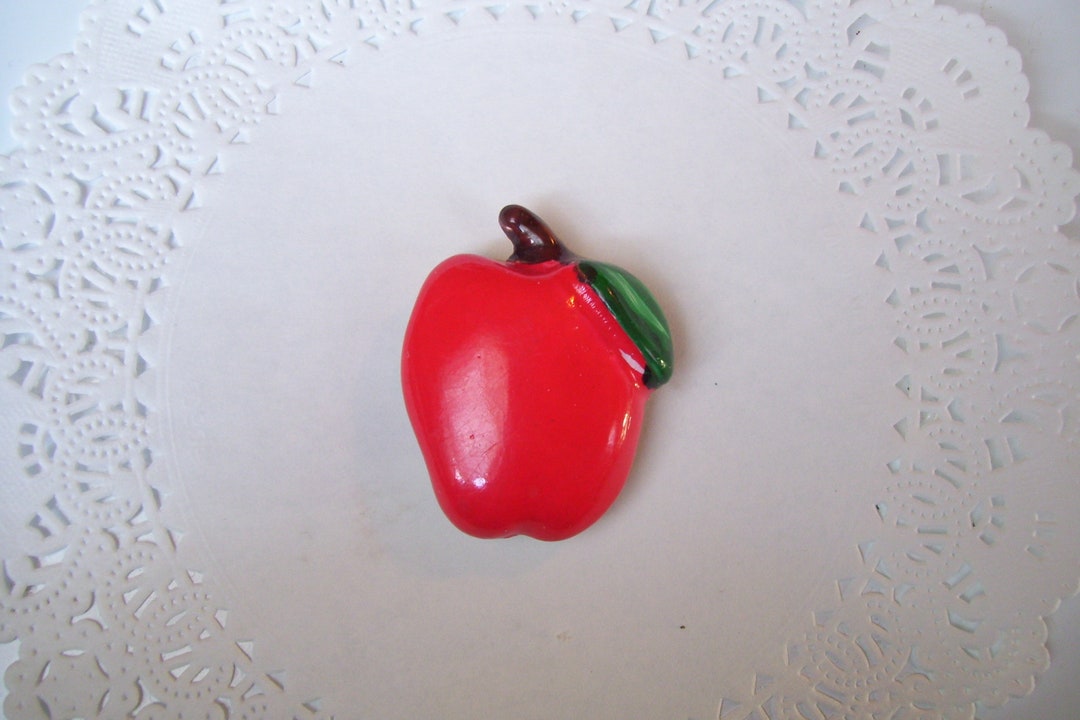 Apple Magnet - Repurposed Jewelry - Apple Decor - Kitchen Decor ...