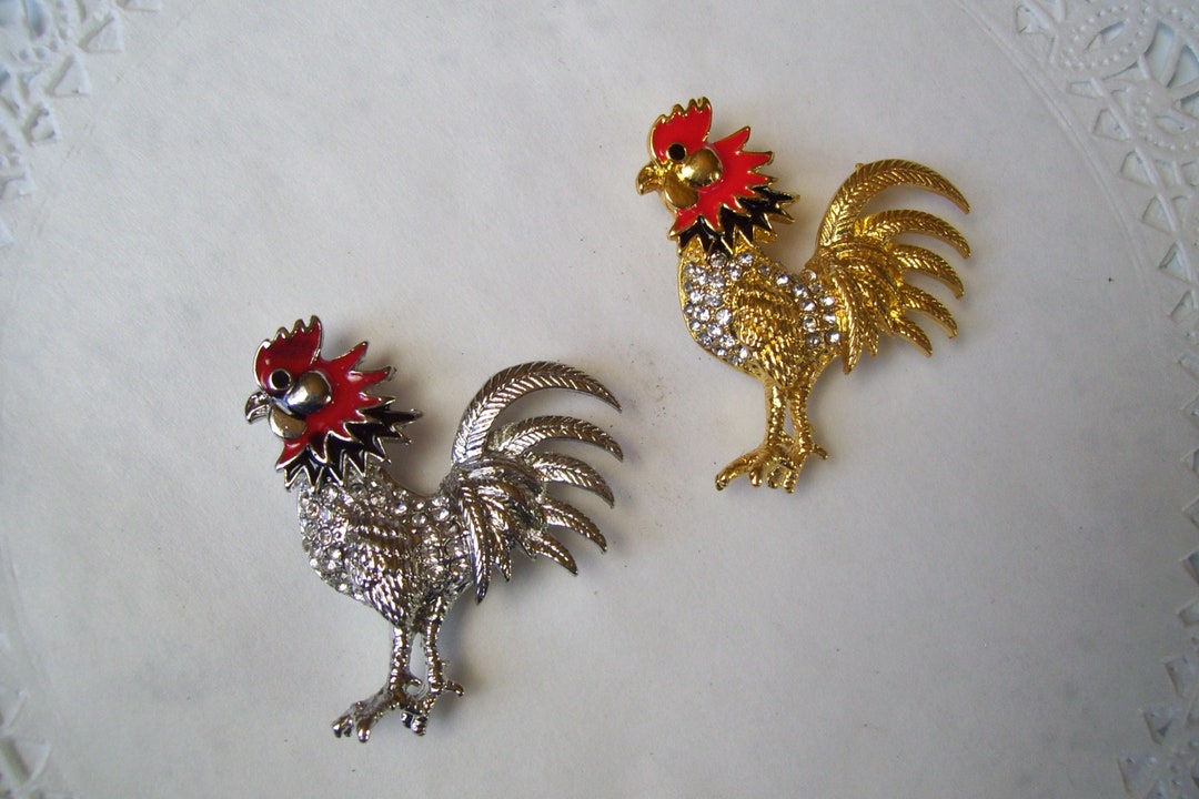 Chicken Magnet - Rooster Magnet - Kitchen Decor - Repurposed Jewelry ...