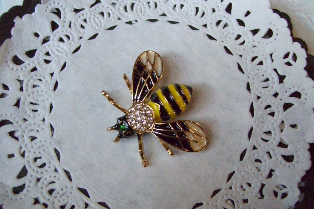 Bee Magnet - Repurposed Jewelry - Bee Decor - Office Magnet - Friend ...