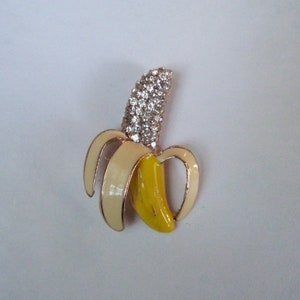 Banana Magnet - Fruit Decor - Repurposed Jewelry - Jeweled Magnet ...