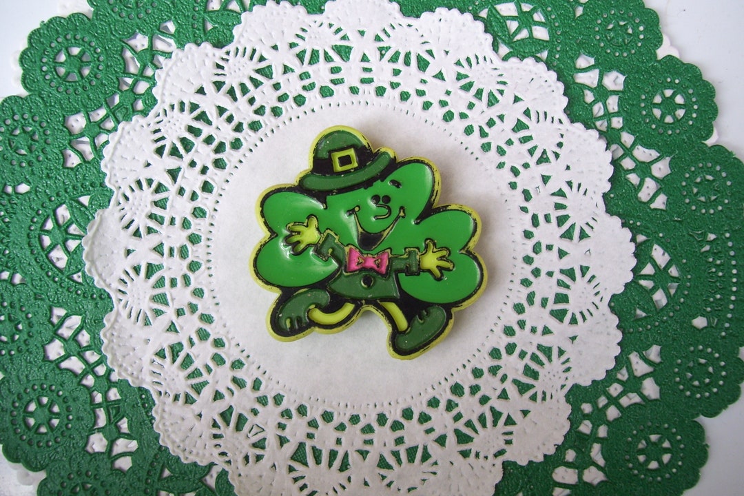 Shamrock Magnet - St Patrick Magnet - St Patrick's Day Decor ...