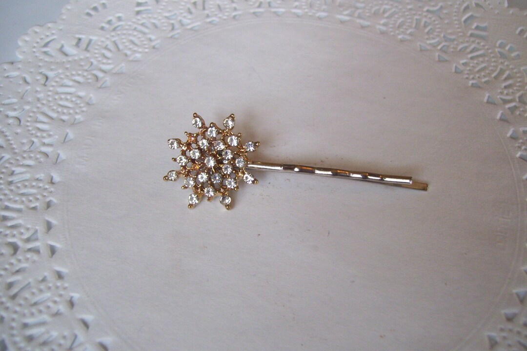 Snowflake Hair Pin Christmas Hair Pin Snowflake Jewelry Repurposed ...
